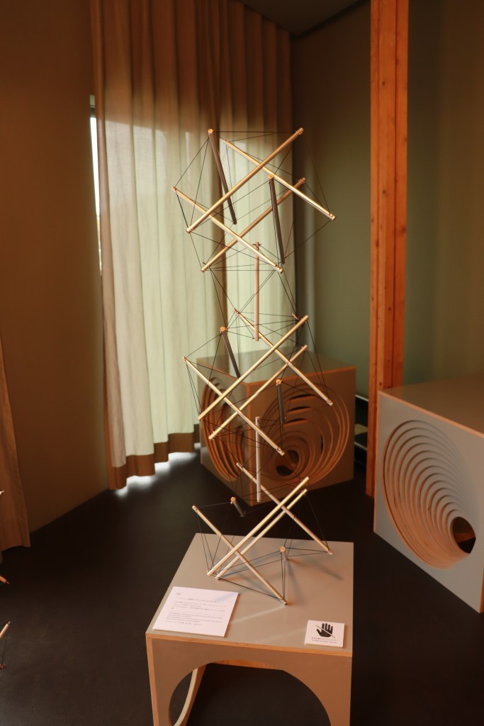 6poles tensegrity tree – nobono